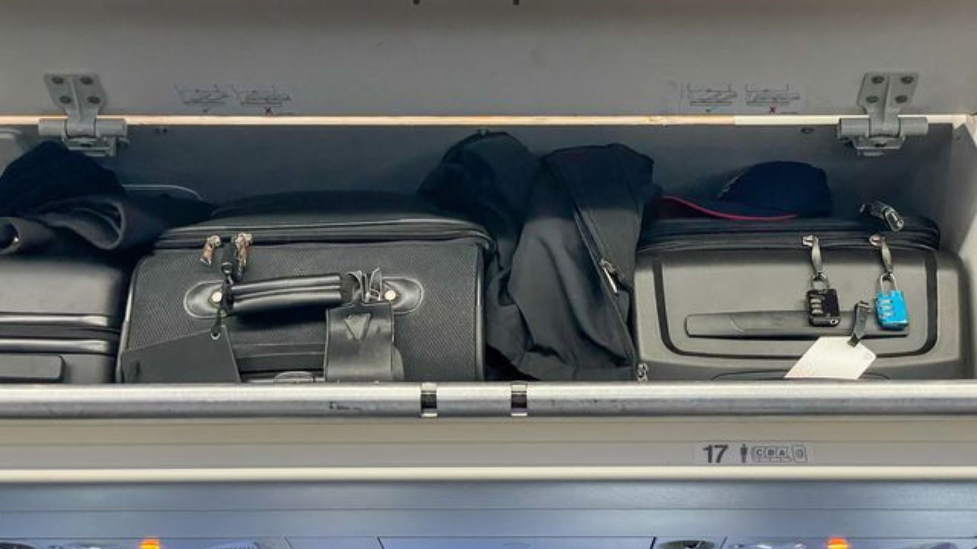 Flight Etiquette: Overhead Bin Rules To Follow While Flying