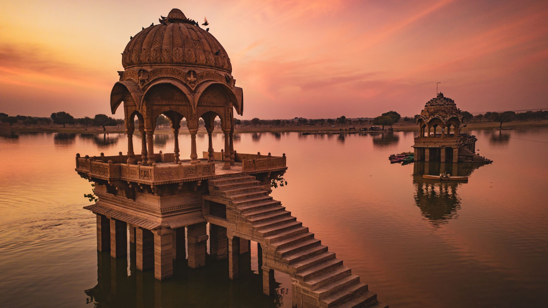 Jaisalmer vs Jaipur - Choosing Golden City Vs Pink City For A Trip 2024