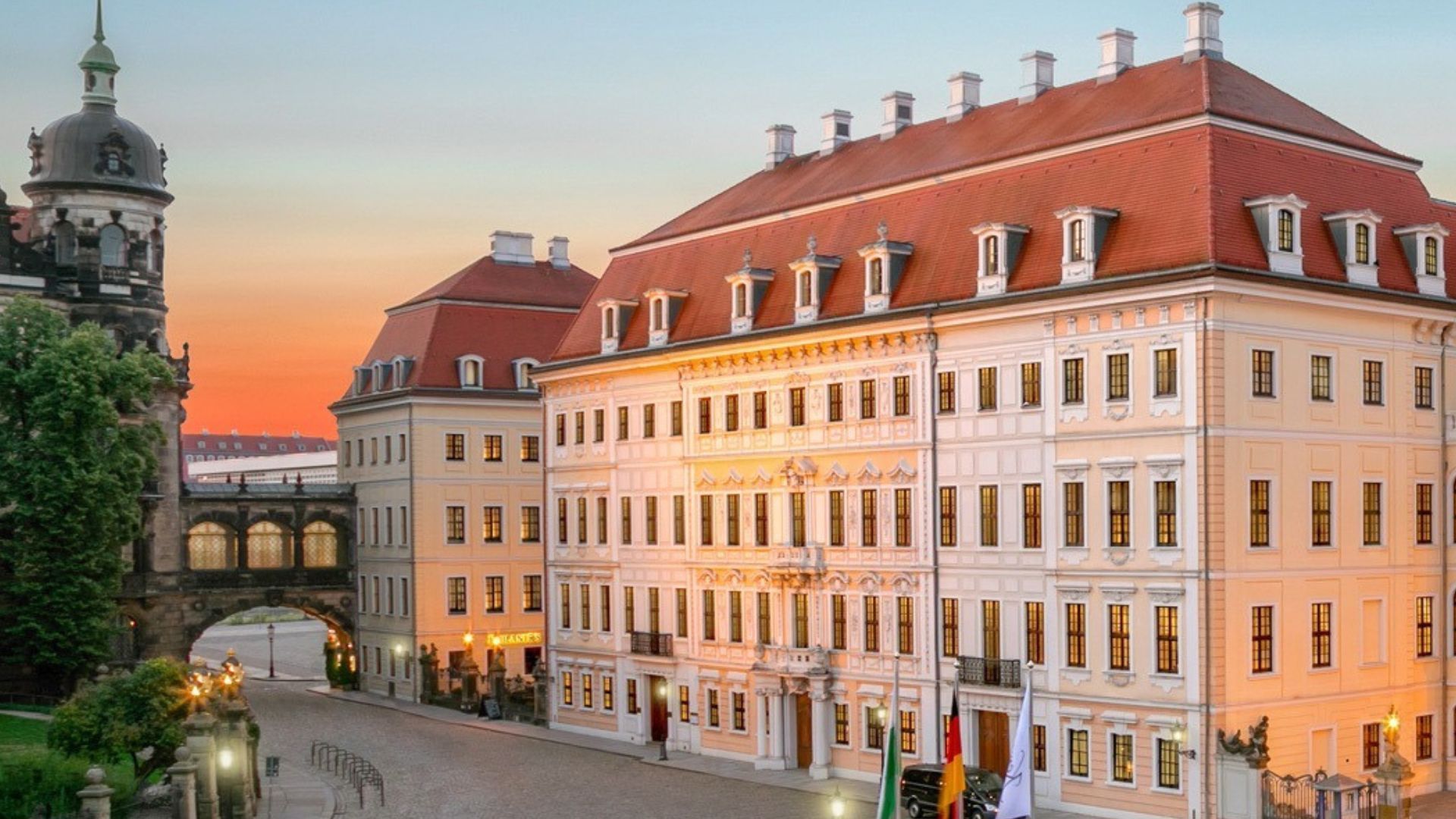 Palace, Cathedral & Castles: Tourist Places & Attractions In Dresden ...