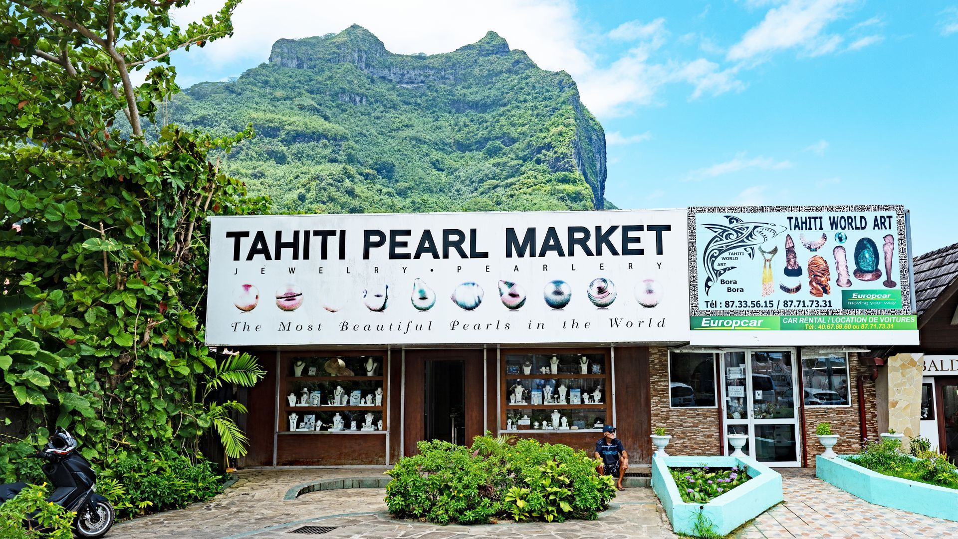 Maldives Vs Bora Bora: Choose Your Next Tropical Escapade