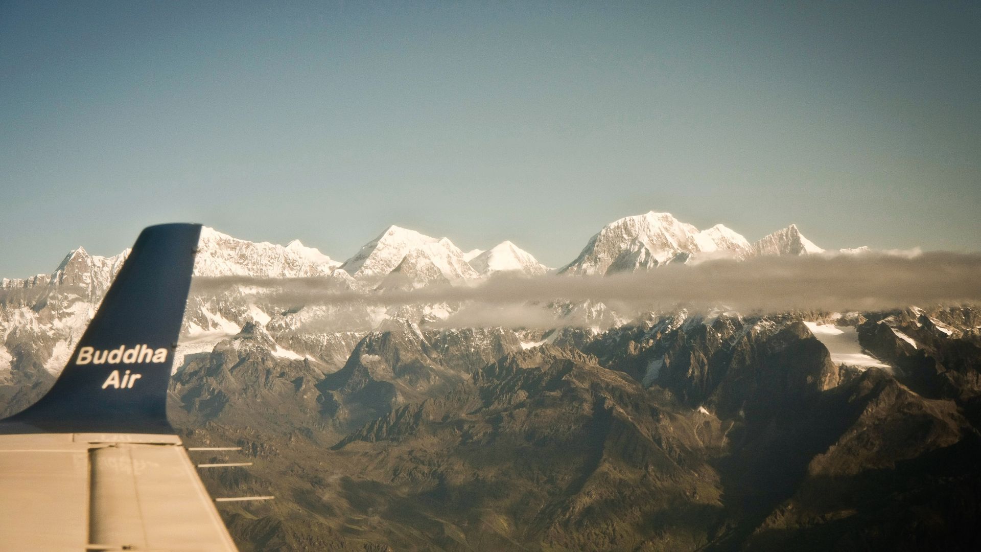Why Planes Avoid Flying Over Tibetan Plateau