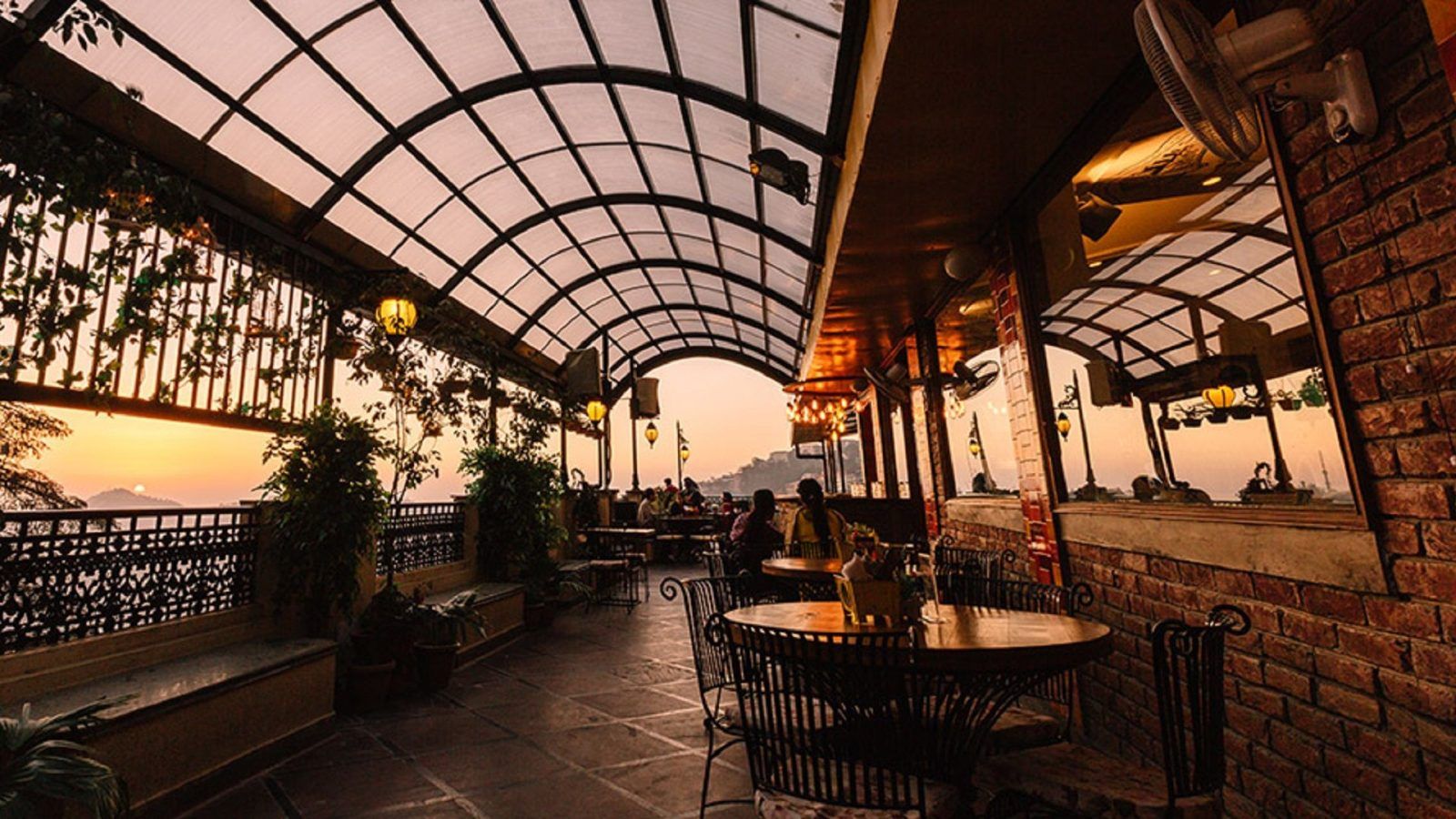 Restaurants In Shimla: Cafes & Best Places To Eat The Most Popular ...