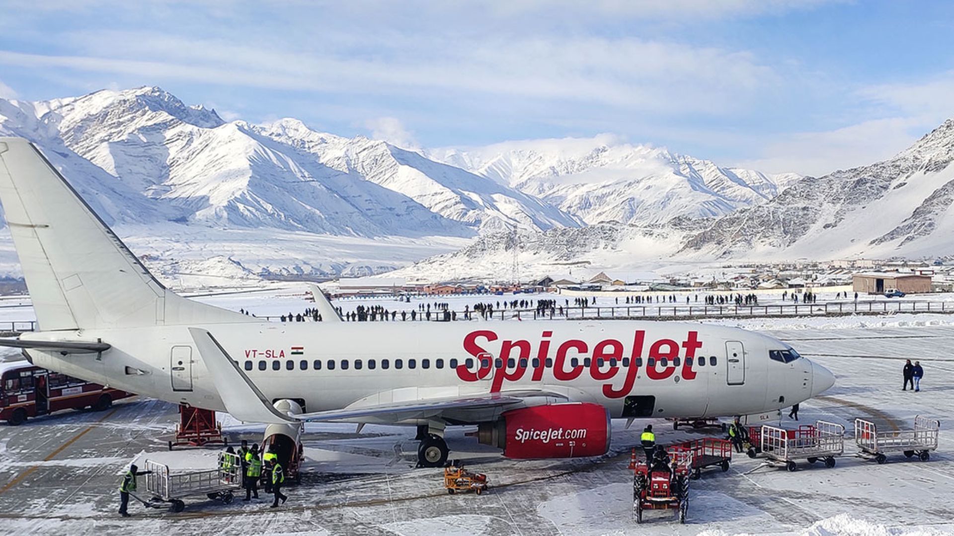 Ladakh Itinerary: Plan 10 Days Perfect Odyssey In The Valleys & Lakes ...