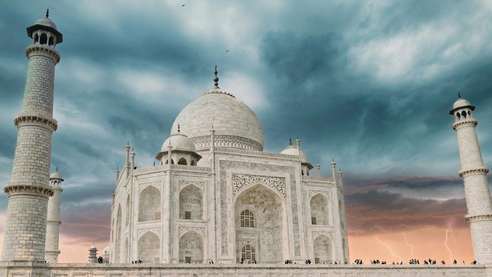 Must-Visit Tourist Places In Uttar Pradesh, India's Heartland
