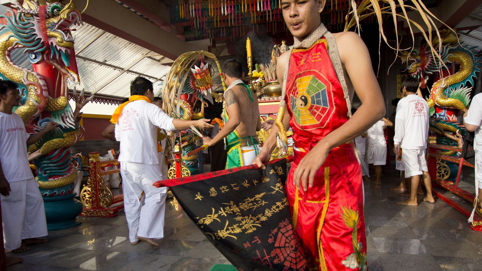 Vegetarian Festival Phuket 2024: All About Nine Gods Festival (Jay ...
