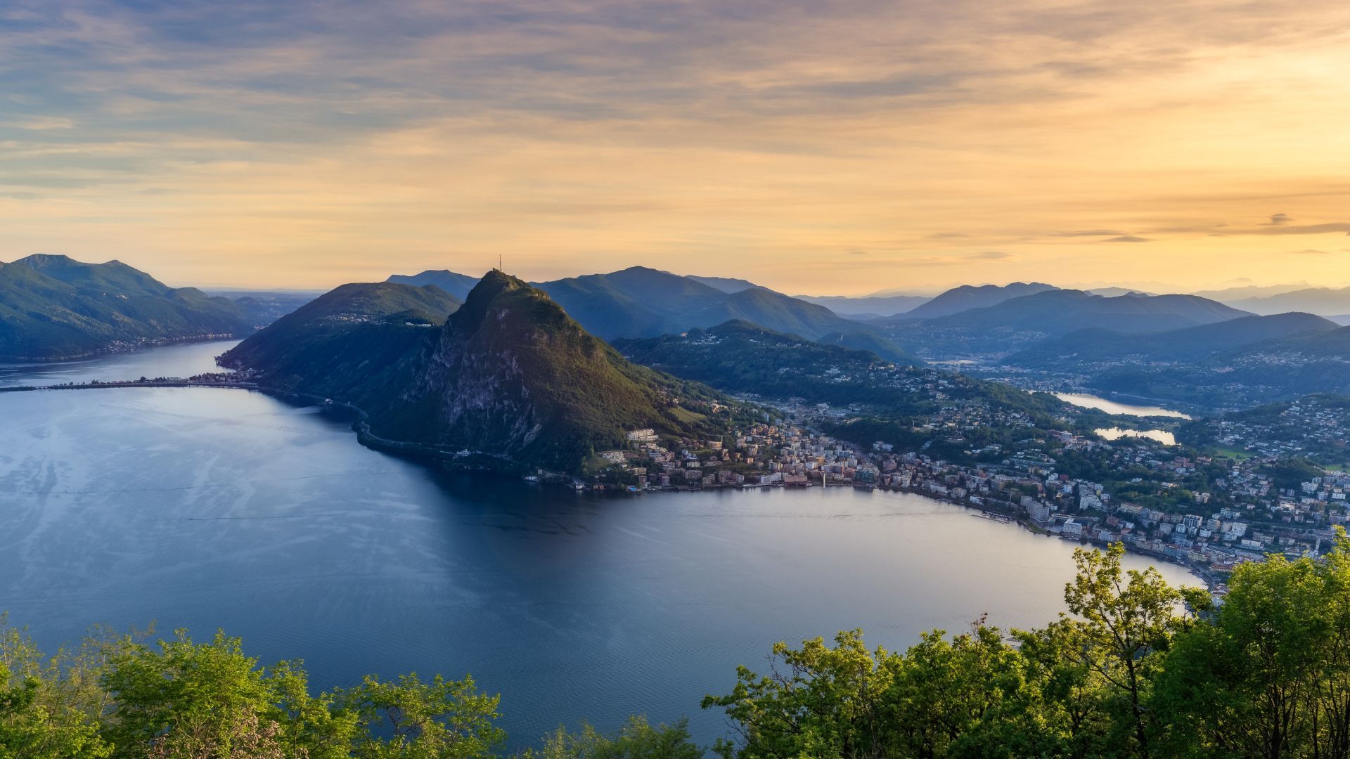 Autumn In Switzerland Is A Picture-Perfect Fall Getaway