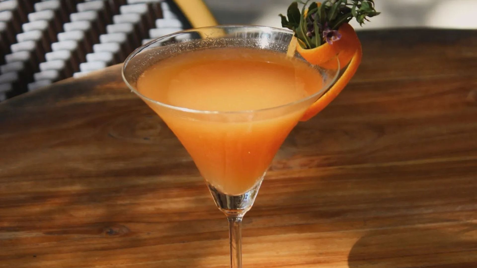 These Are Some Of The Best Bars In Koh Samui (And What To Order)