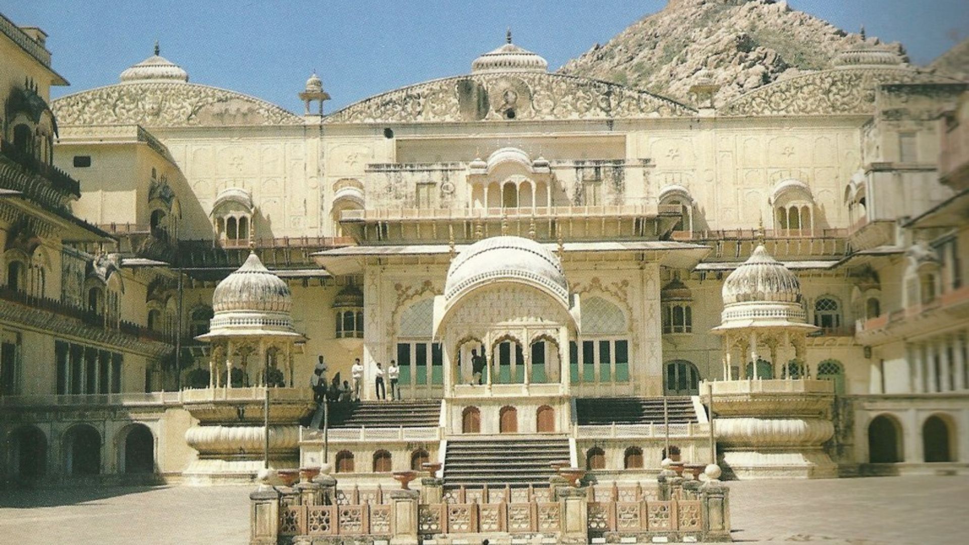 Karan Arjun Filming Locations Across Rajasthan And Beyond