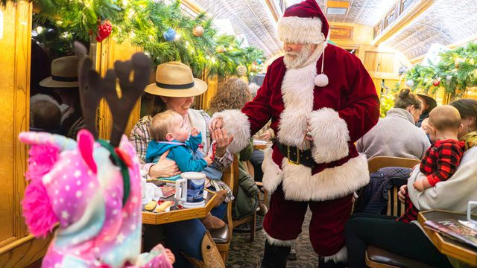 This 'Polar Express' Train Is The Best Way To Celebrate The Holidays
