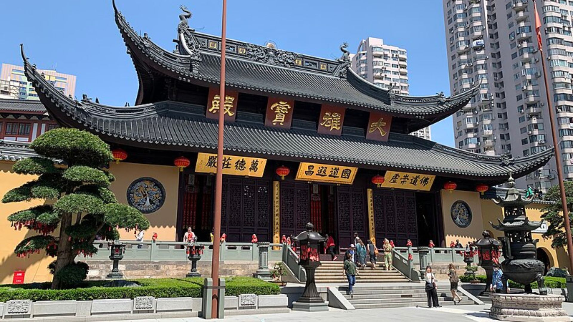 Places To Visit In Shanghai: Must-See Attractions In China's Futuristic ...