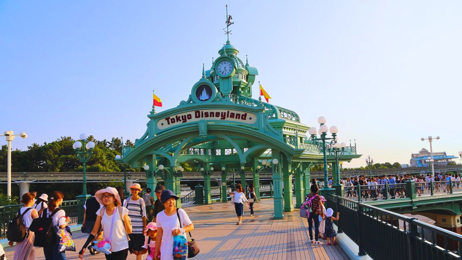 Tokyo Disneyland: Your Guide To Exploring The Magic Like A Pro