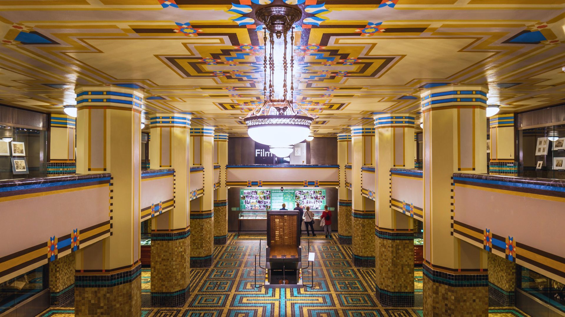 Amsterdam's Hidden Gems and Secret Charms: An Offbeat Guide