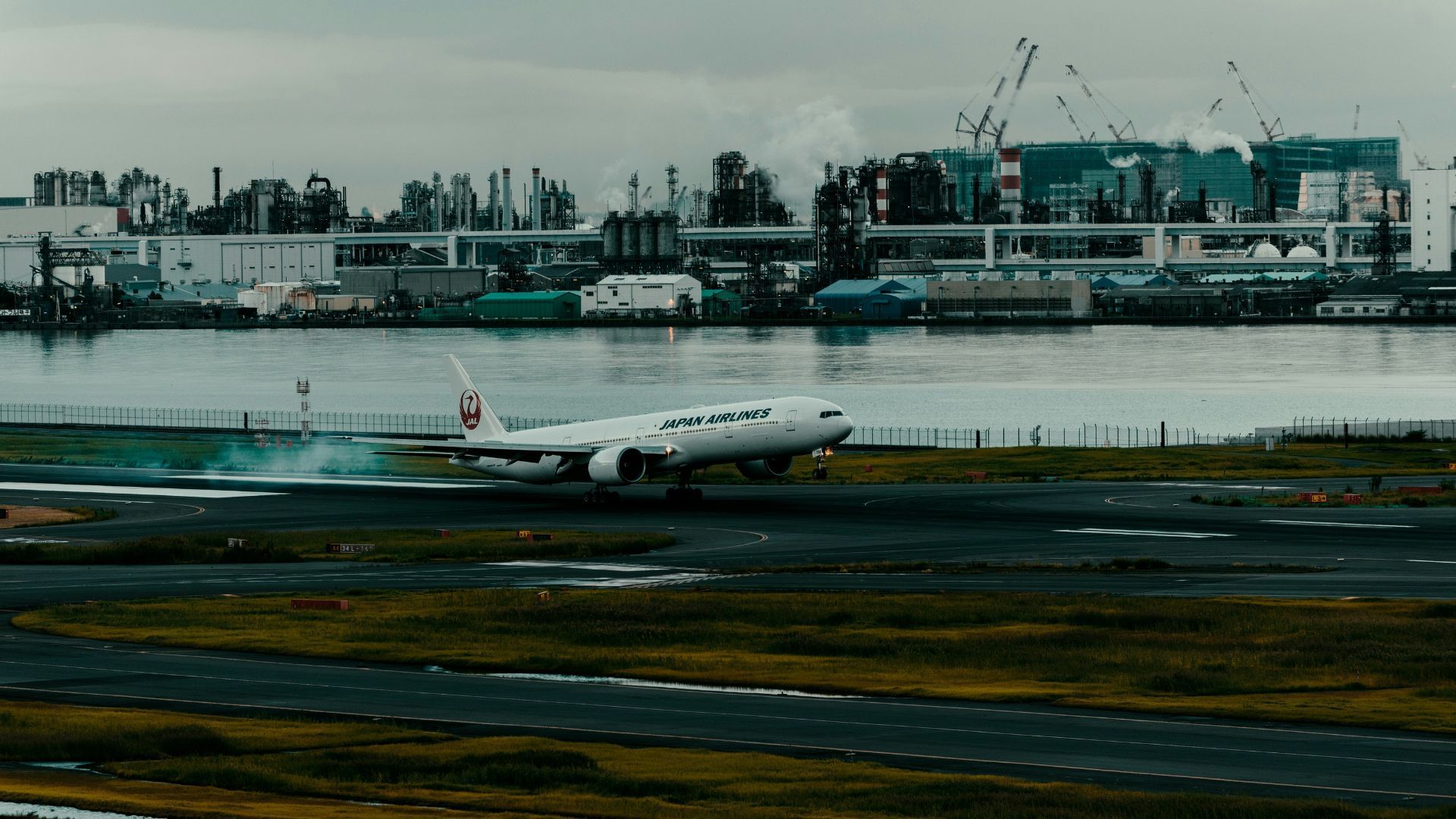 Japan Starts Joint Kiosks For Faster Immigration Checks At Key Airports