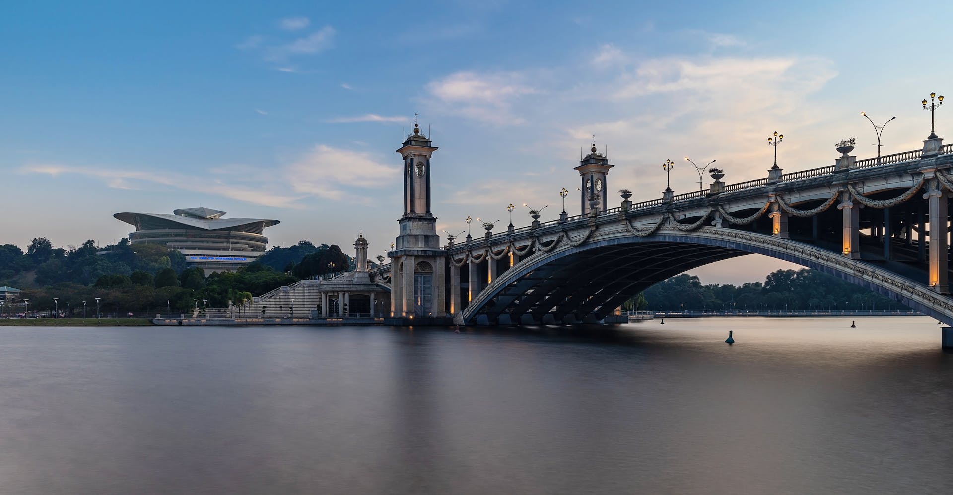 Things To Do In Putrajaya For The Best Of The Traditional And The Trendy