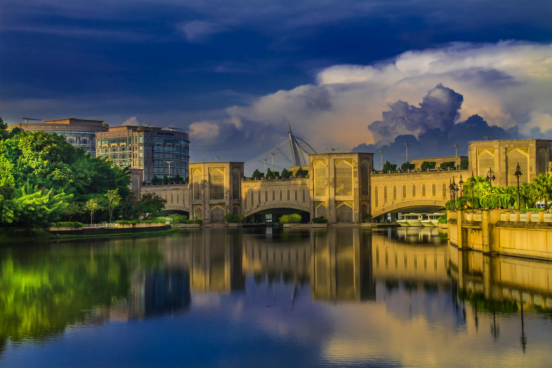 Things To Do In Putrajaya For The Best Of The Traditional And The Trendy