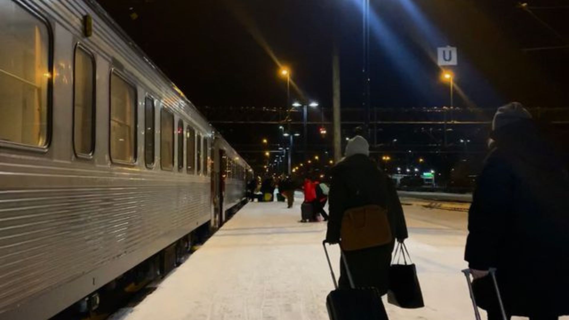 You Can See The Northern Lights In Abisko During This Train Journey