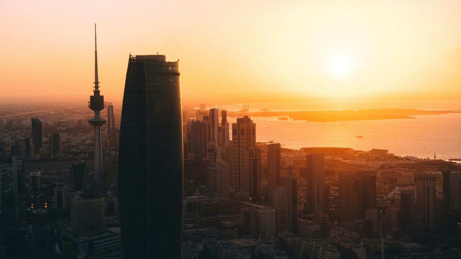 Kuwait E-Visa: New Rules For GCC Residents, Eligibility & How To Apply