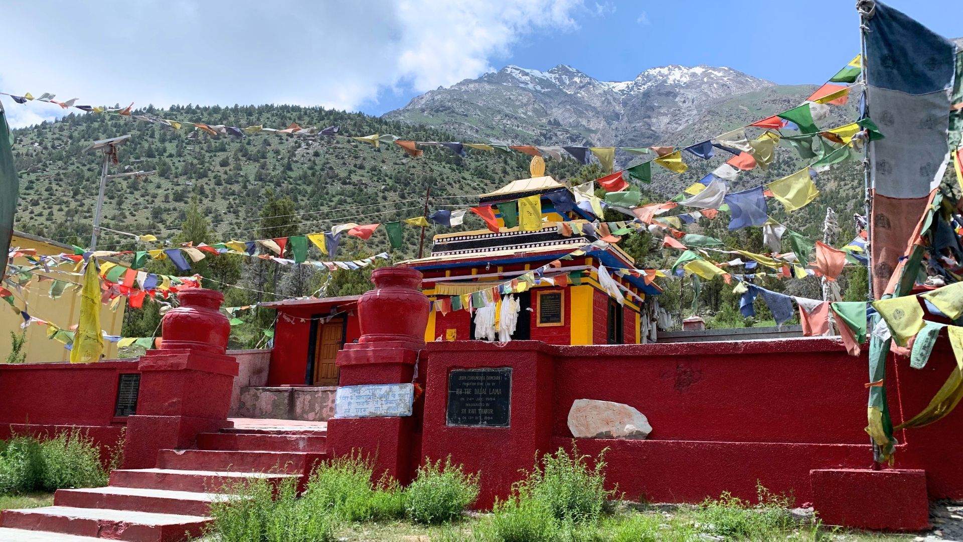 Himachal Pradesh Vs Uttarakhand: Which Himalayan Escape Is For you?