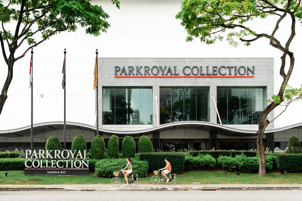 PARKROYAL COLLECTION Marina Bay, Singapore Impresses with all the Night ...