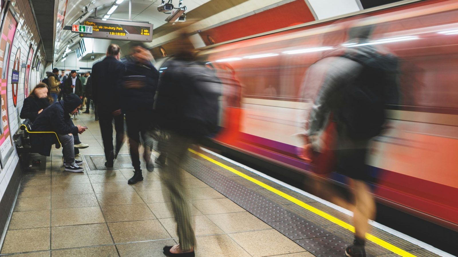 London Tube & DLR Strikes Announced: Affected Routes And Alternatives