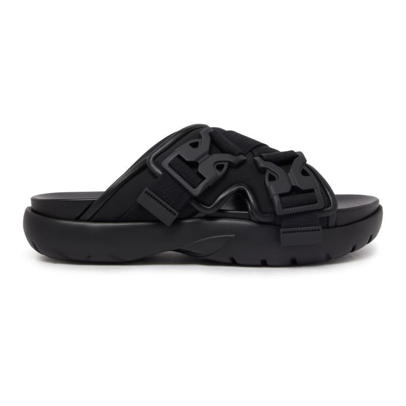 Slides For Men: 10 Most Stylish Buys To Elevate Your Vacation Wardrobe