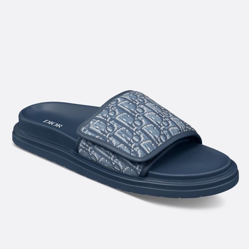 Slides For Men: 10 Most Stylish Buys To Elevate Your Vacation Wardrobe