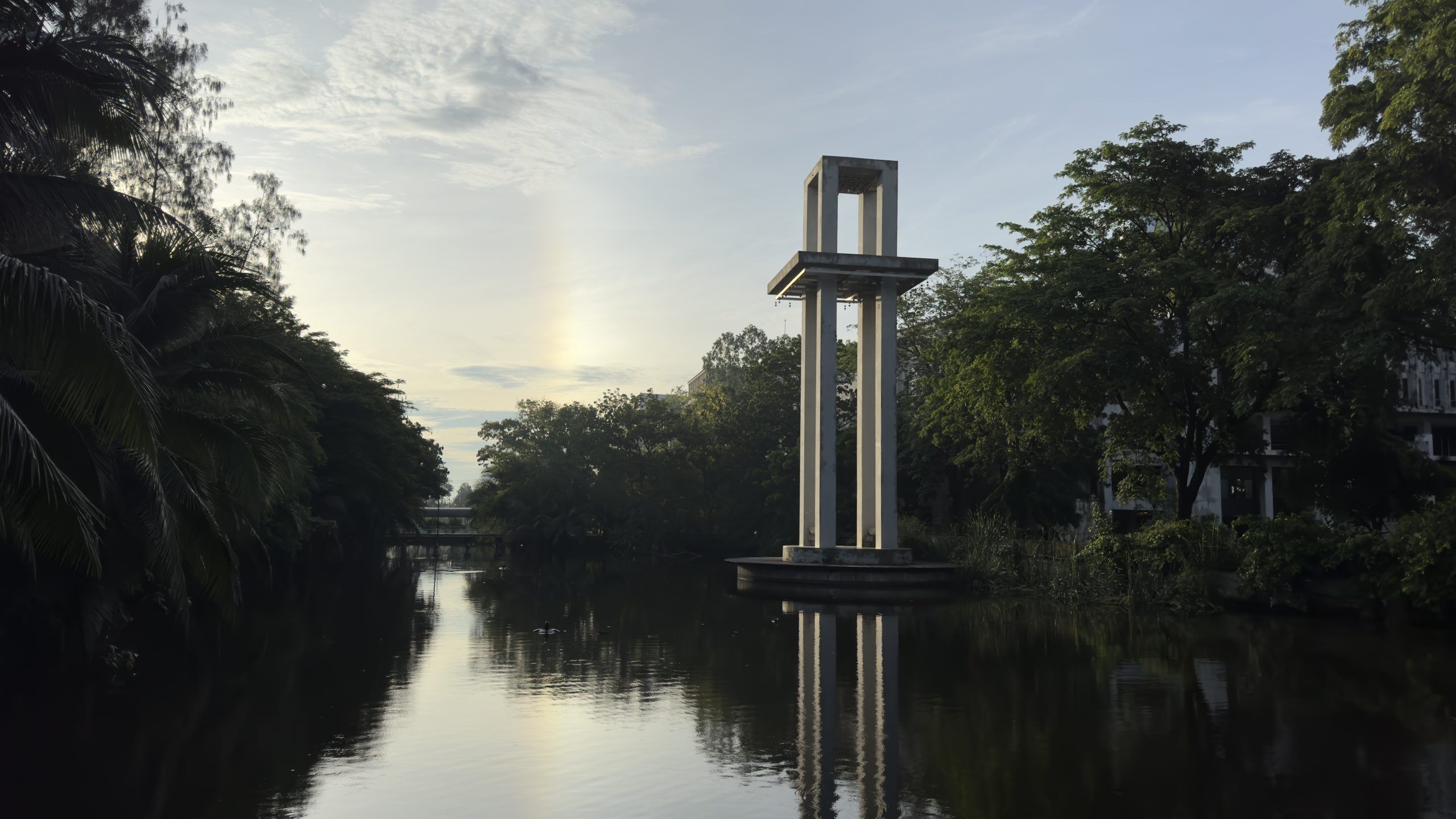 Producer Chris Lowenstein Takes Us Behind the Scenes of 'Alien: Earth'