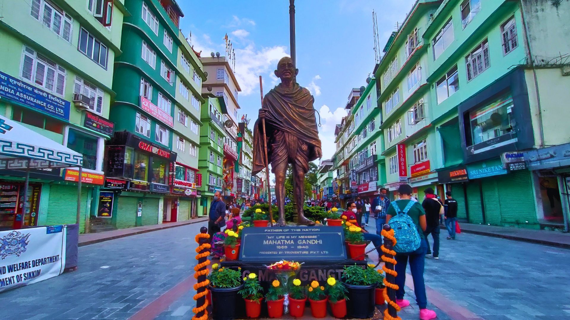 Tourist Places In Gangtok, Sikkim: Culture, Cuisine, Monasteries & Views