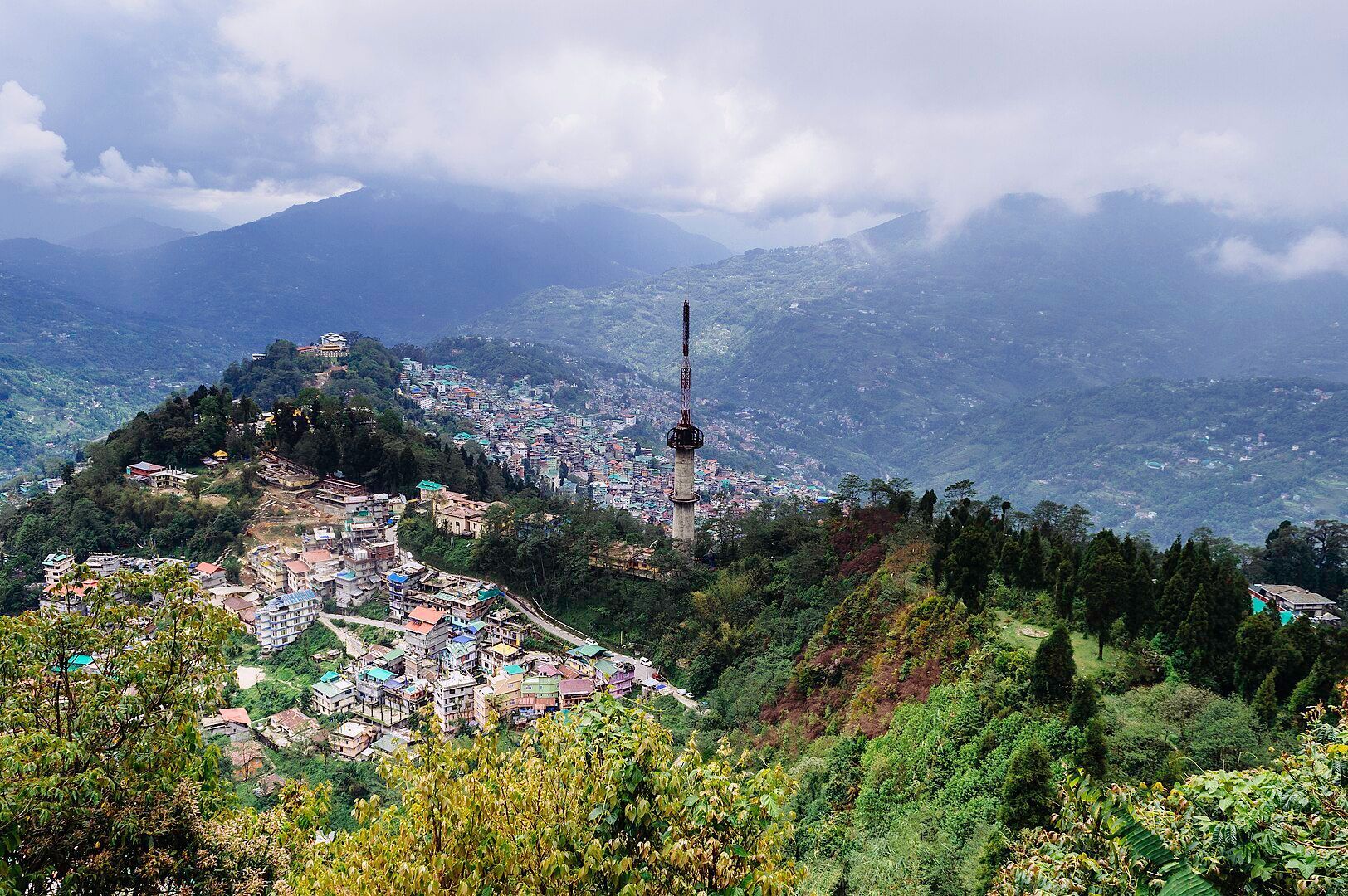 Tourist Places In Gangtok, Sikkim: Culture, Cuisine, Monasteries & Views