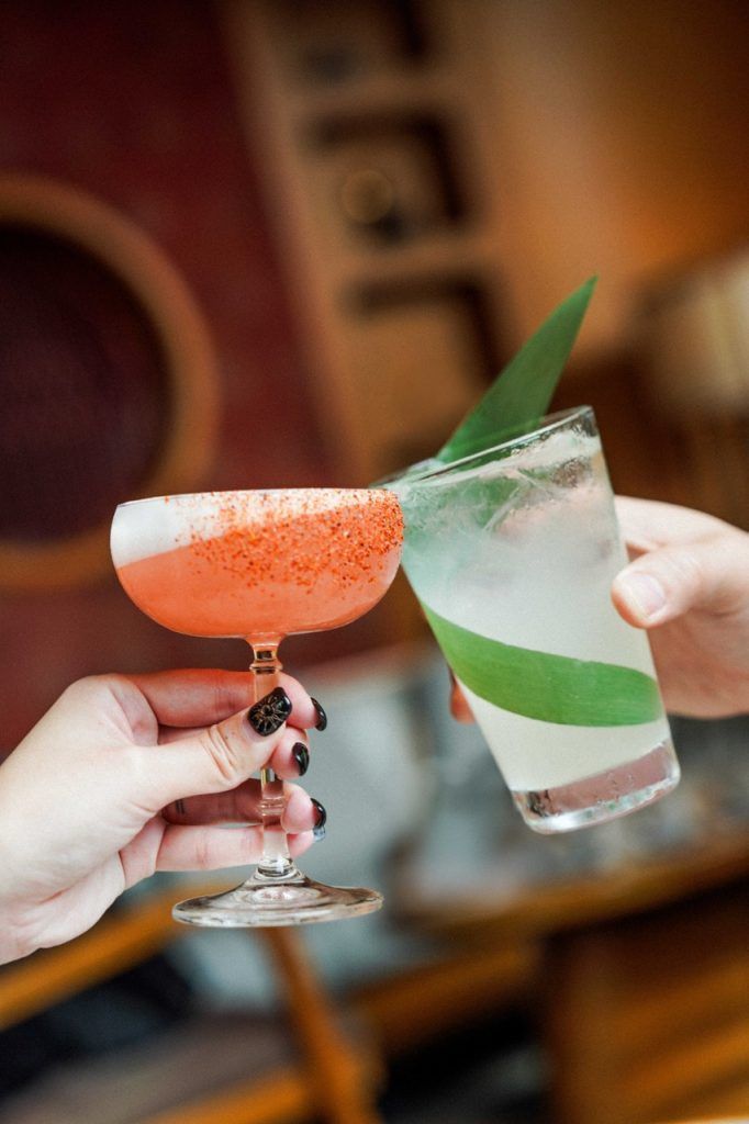 Bars In Kowloon: Top Spots For Drinks And Nightlife In Hong Kong