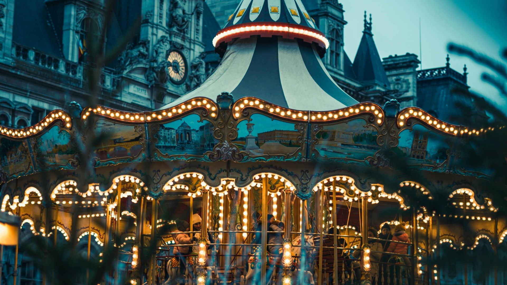 Paris At Christmas: A Guide To Festive Markets, Food And Winter Magic