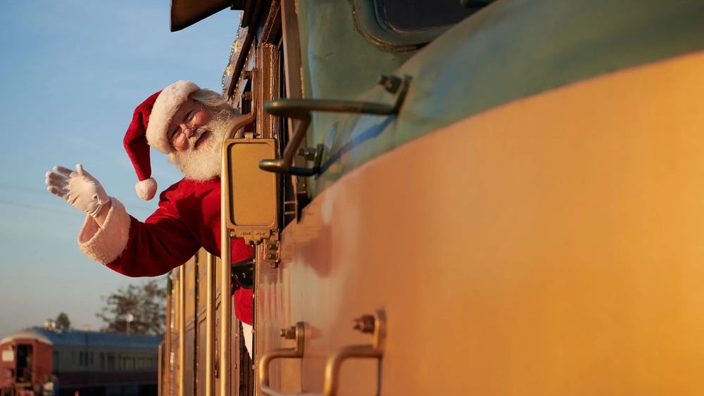 This 90-minute Vintage Train Through Napa Valley Is Perfect For Holidays
