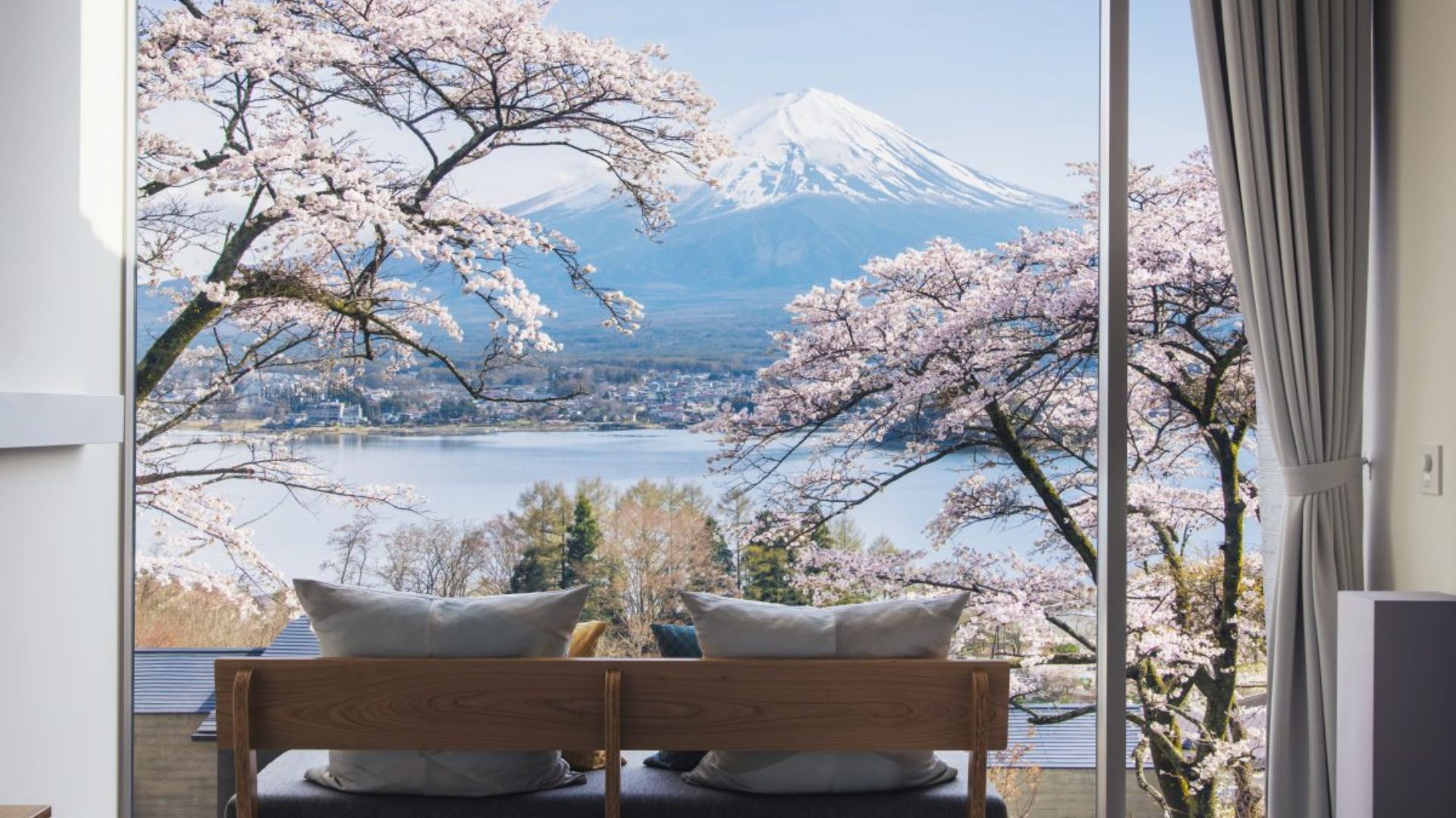 16 Hotels With Jaw-Dropping Mountain Views You’ll Want to Wake Up To
