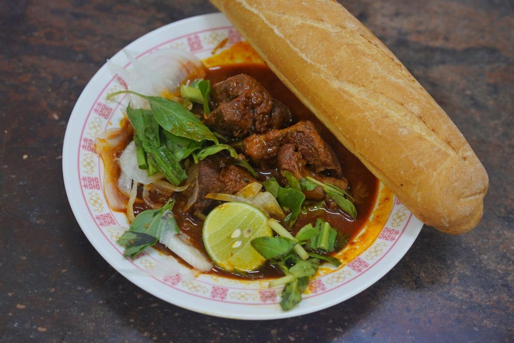 6 Phnom Penh Street Food Dishes Worth Traveling For
