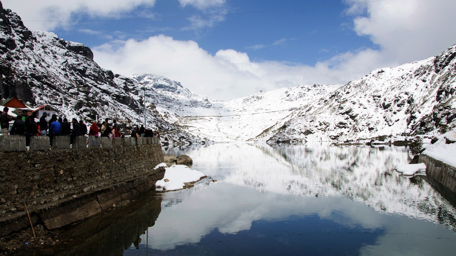 Rare March Snowfall In Sikkim’s High-Altitude Areas Draws Tourists