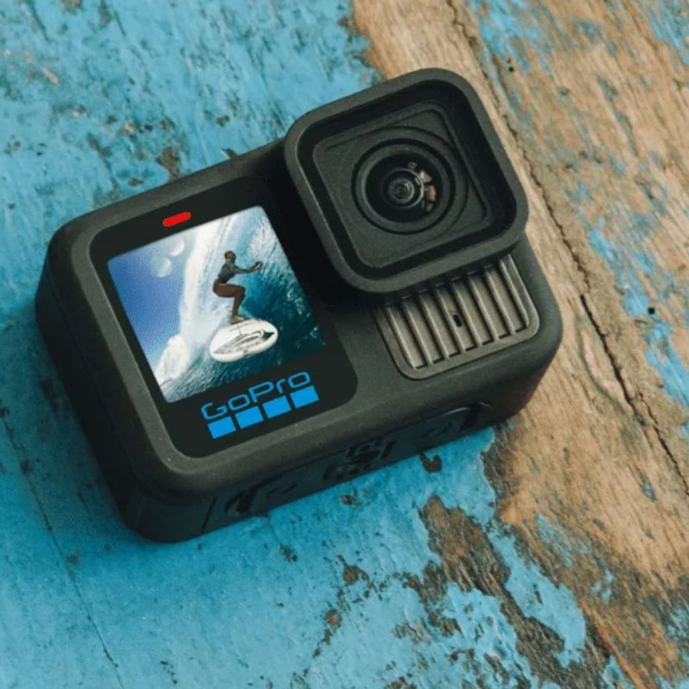 Action Camera Is the Only Travel Gear Upgrade You Really Need To Invest