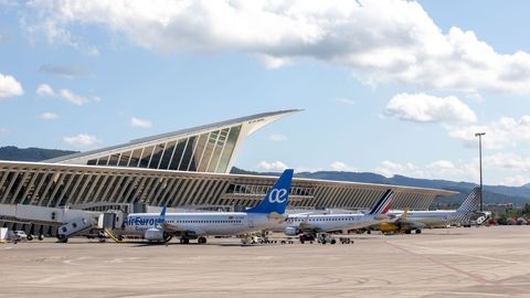 Spanish Airport Strikes Expected At Major Hubs Ahead Of Easter Rush