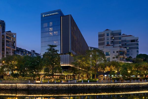 80 Years of Discovery: InterContinental Singapore Robertson Quay ...