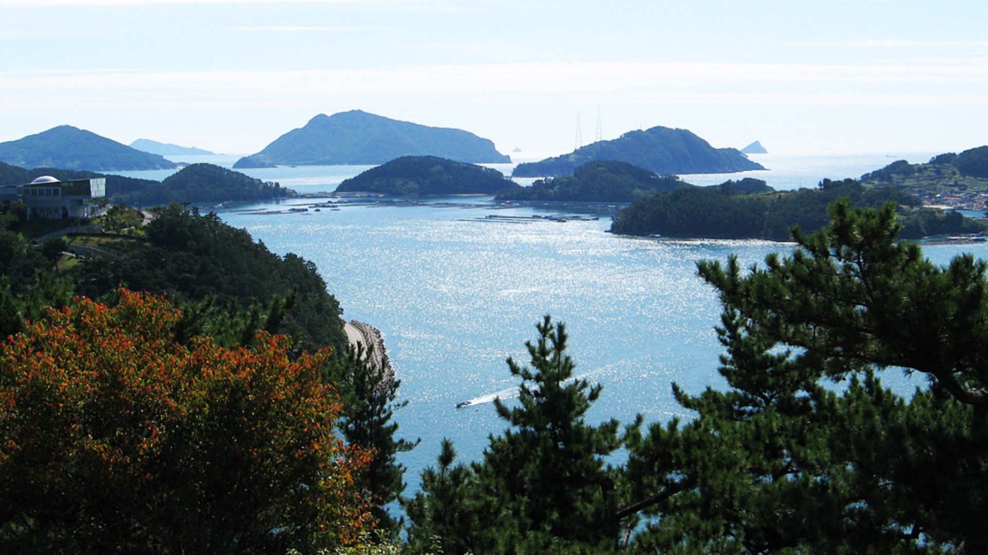 Doctor On The Edge Shooting Locations: The Real Pyeondong Island
