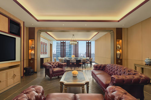 Inside Li Lian at Park Hyatt Jakarta, A Symphony of Heat and Heart