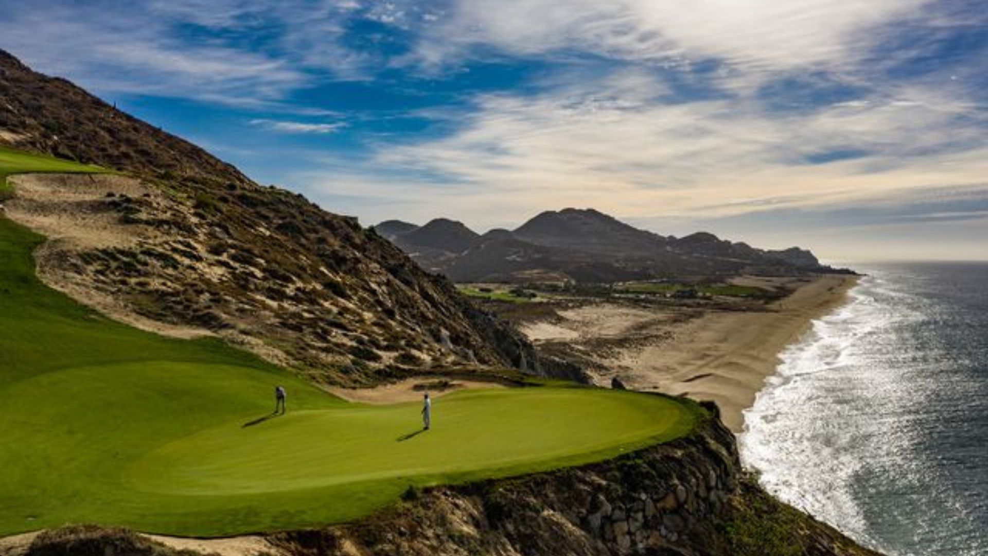 Check Out 25 Of The Best Golf Courses In The World