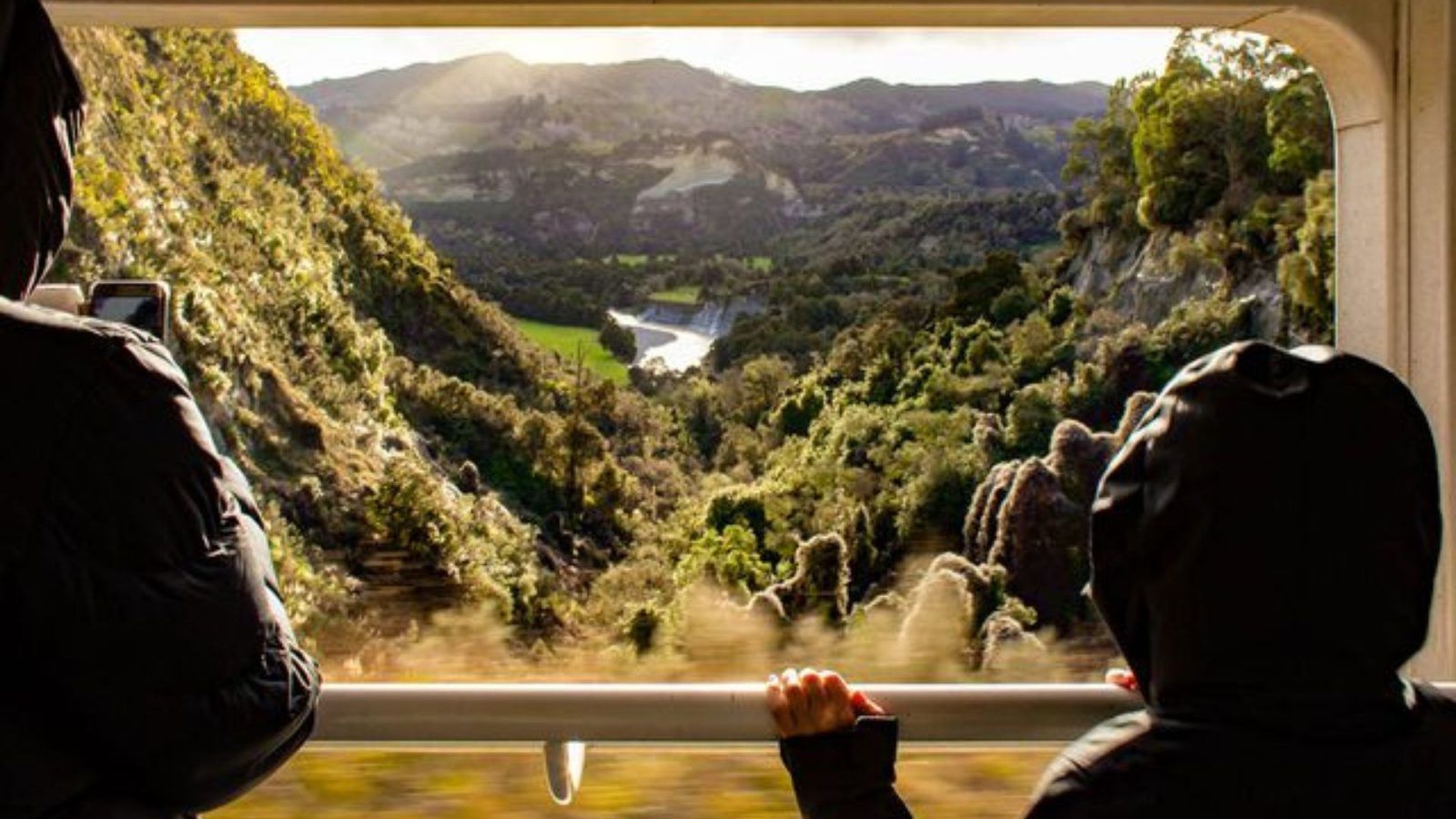 These Train Tours Might Be The Most Stunning Way To See New Zealand