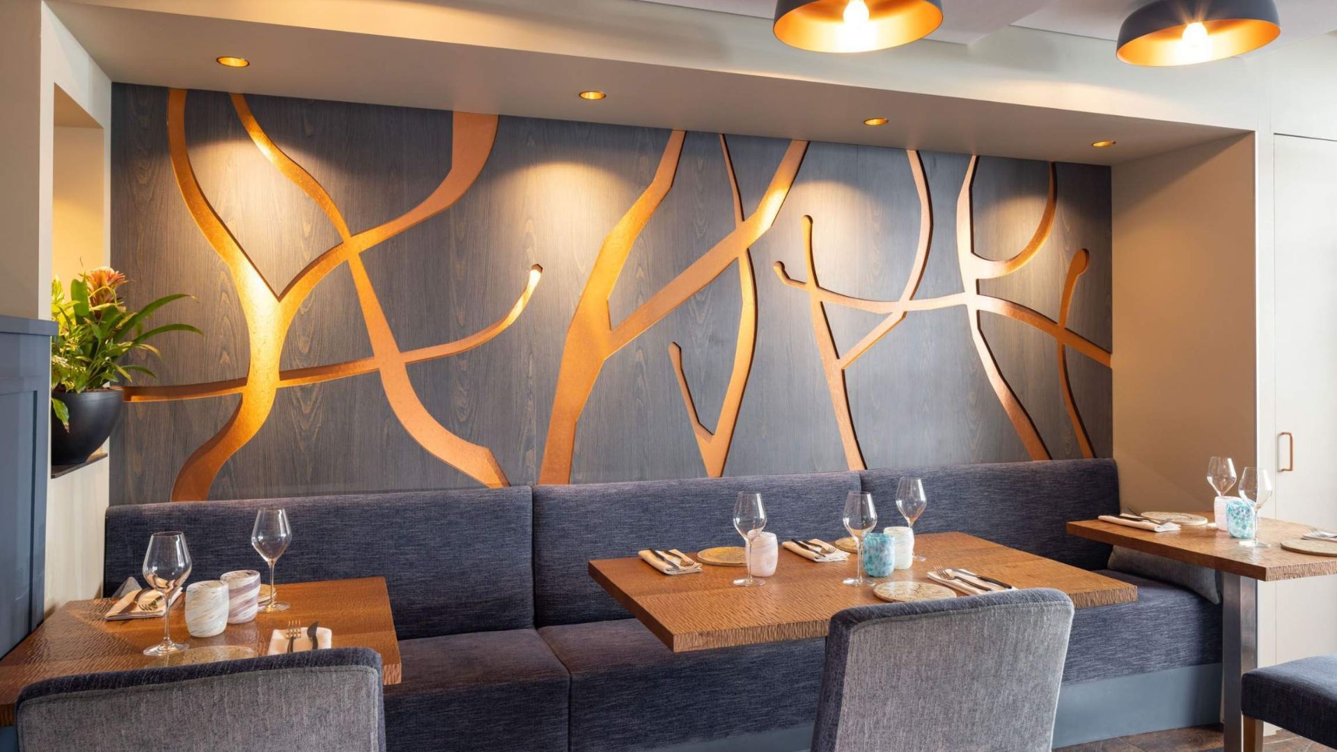 This French Town Is Known As The ‘Venice Of The Alps’