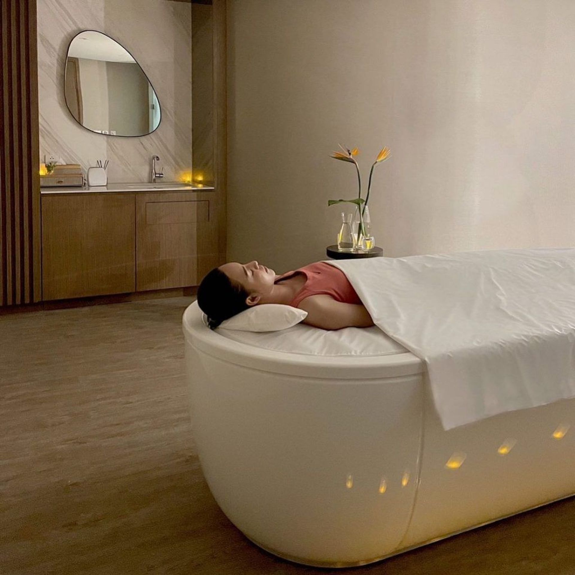 Mövenpick BDMS Wellness Resort’s New Dry Floatation Experience