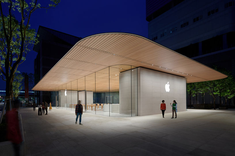 Tech Wonderland: Some Of The Most Beautiful Apple Stores In Asia