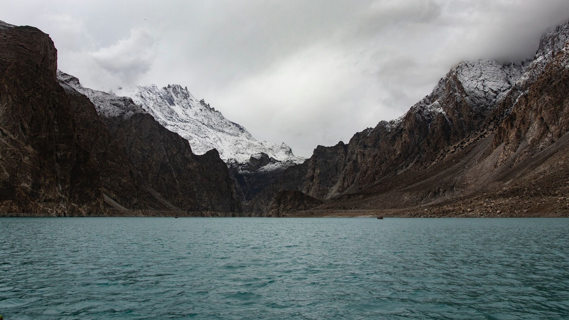 Hunza Valley: Exploring Pakistan’s Hidden Gem