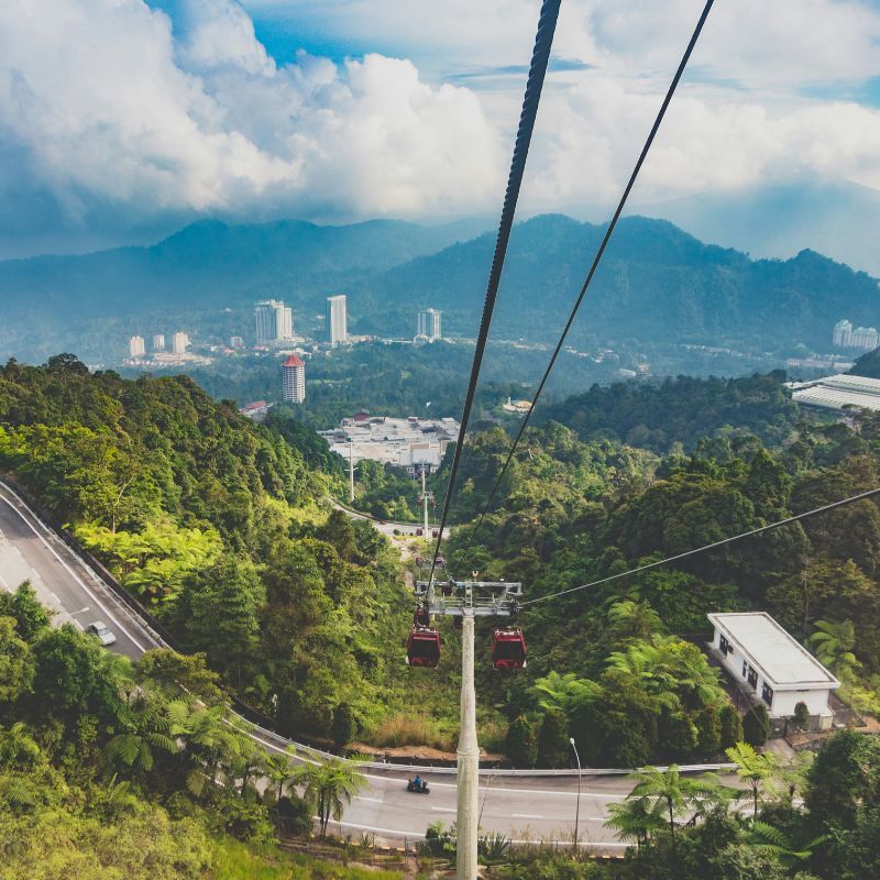 Mount Ruang Eruption Disrupts Travel; Many Flights Cancelled