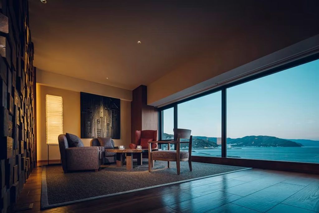 A Road Trip in the Izu Peninsula, With Onsen, Izakaya & Fuji Views Galore