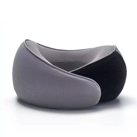 Best Neck Pillows For Long Flights | Travel and Leisure Asia Singapore