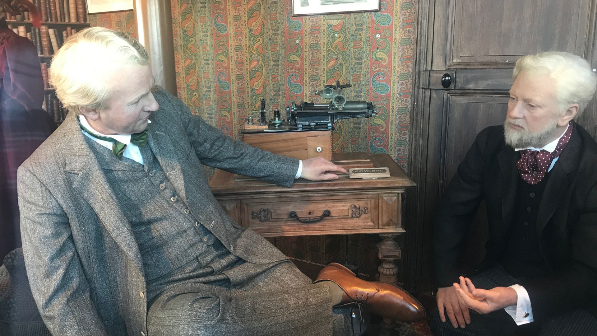 From Michelin Meals To Van Gogh Theme Cafes: Most Unique Experiences In Paris